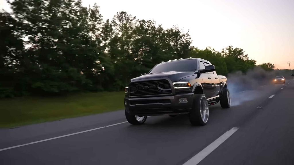 The ROWDIEST Megacab 4th Gen Cummins Returns! - handsminimaxx